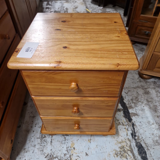 Bedroom – Page 3 – CJM Furniture