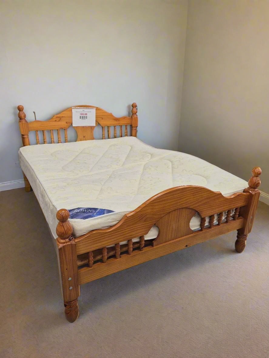 4ft6 solid pine high end bed frame%A0 4224 – CJM Furniture